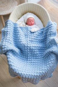 Easy Crochet Baby Blanket (The Barclay Baby Blanket) - Maisie and Ruth
