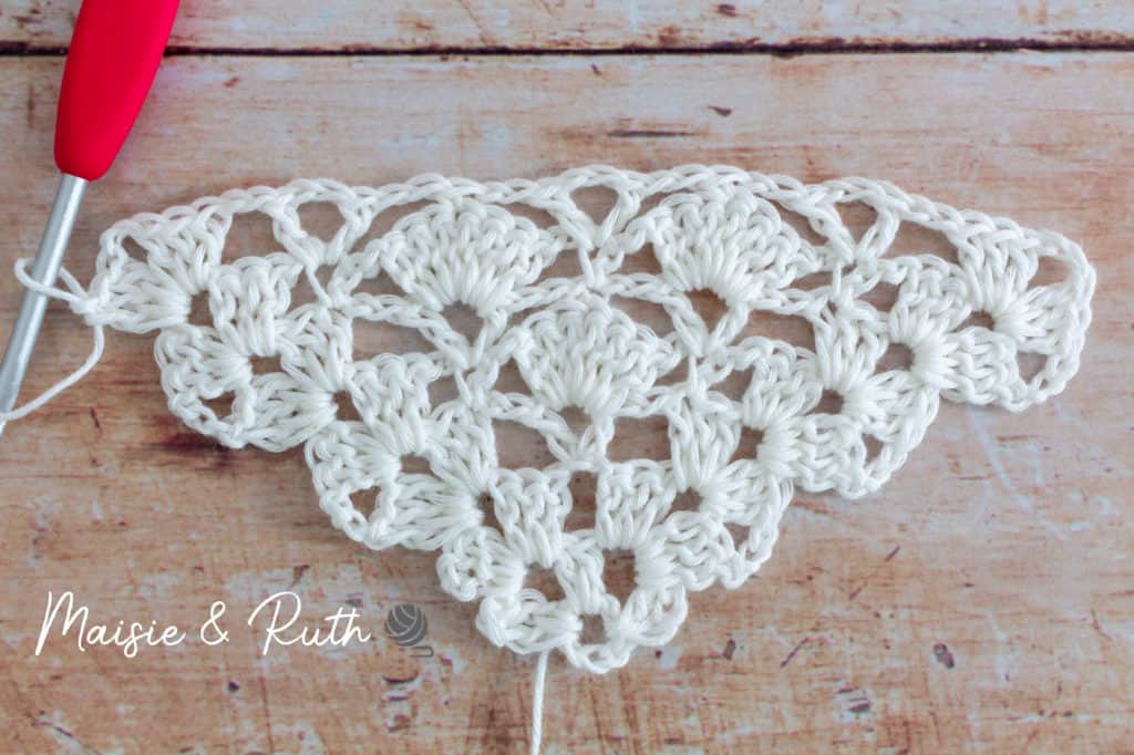 Free Crochet Shawl Pattern (Relaxing, 1 Skein Project) - Maisie and Ruth